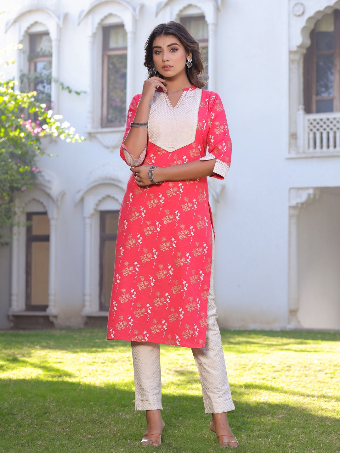 Coral Ethnic Motif Straight Cotton Blend Kurta With Palazzo Jaipurkurtius